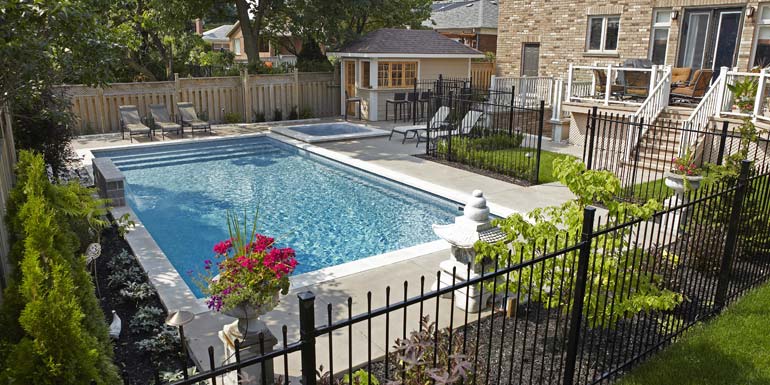 Hamilton votes against new pool fence bylaw - Pool & Spa Marketing