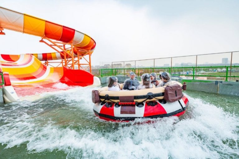 World's longest rapid rivers ride opens - Pool & Spa Marketing