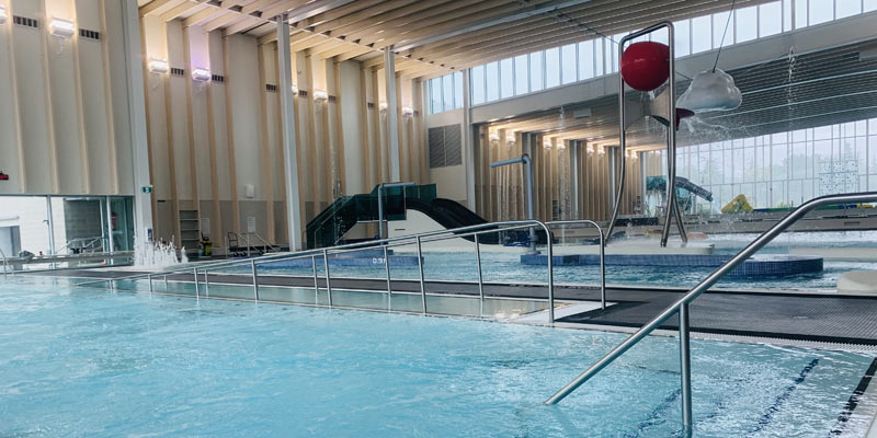 New aquatic facility in Richmond, B.C. boasts Canada’s largest hot tub ...