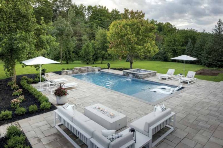 The perfect staycation: transforming a cottage backyard into dream ...